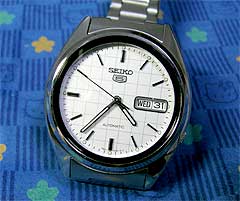 へそ曲がりの腕時計選び